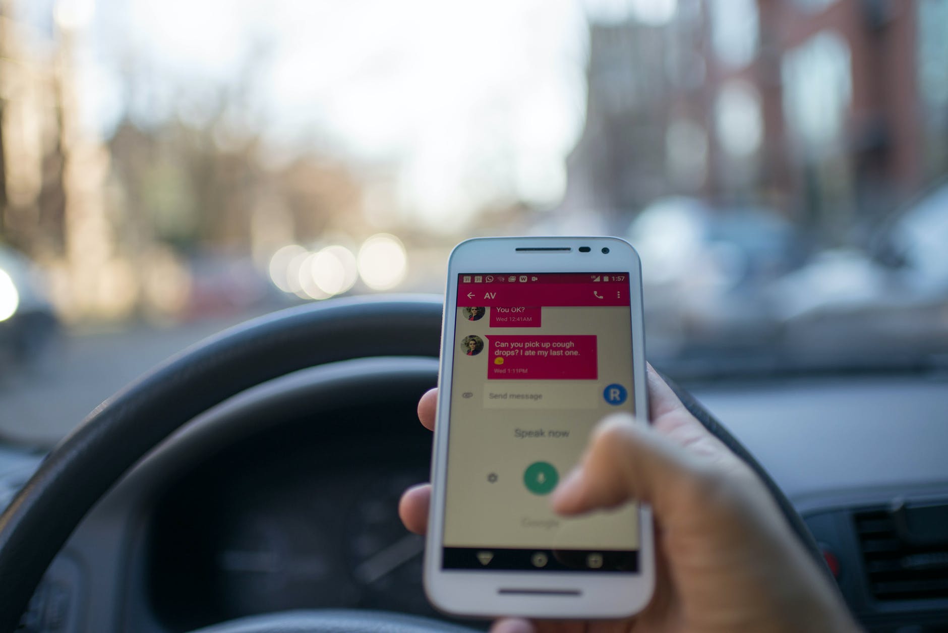 Distracted Driving is Deadly Driving for Teens - Vaughan Law Group